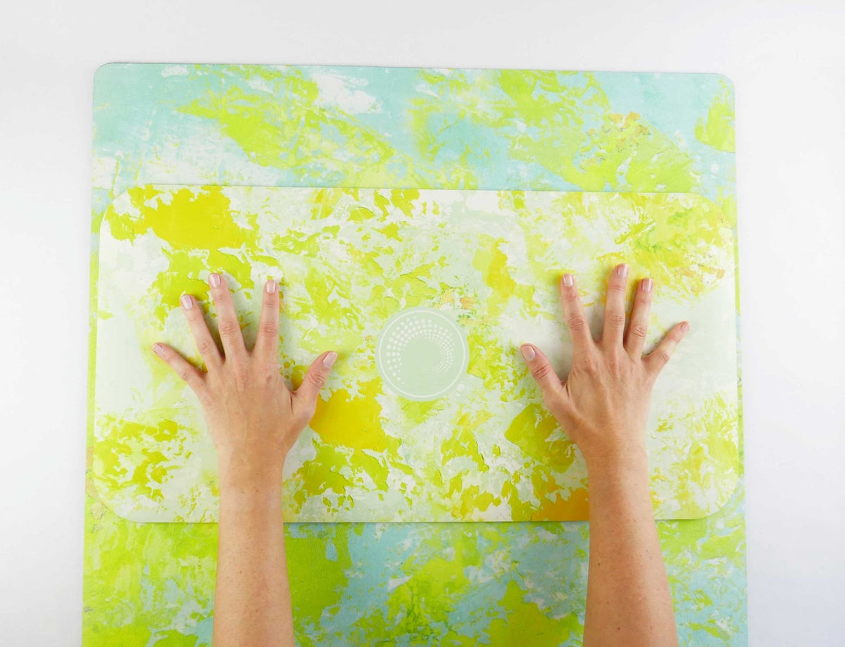 Nephele Lime Yoga Pad in Natural Rubber- Eco-Friendly Mat | Kati Kaia
